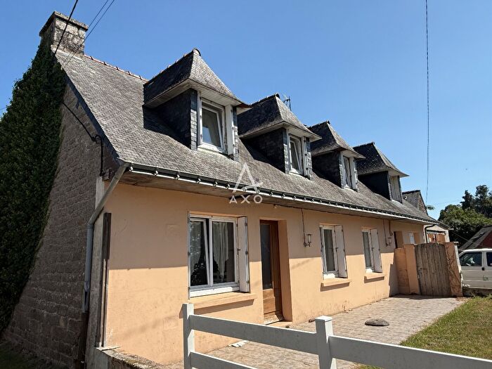 Maison à vendre - Lanvénégen - 6 pièces - 3 chambres