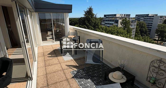 Louvois, Vélizy-Villacoublay : Appartement 3 pièces à louer