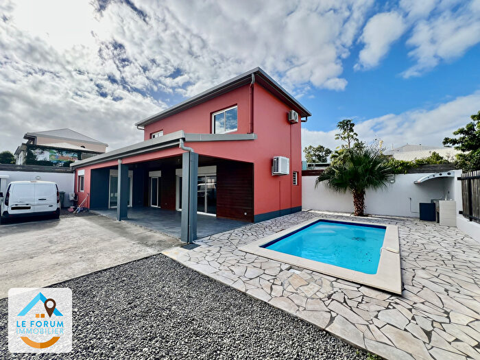 Maison 4 pièces à vendre à Saint-Pierre