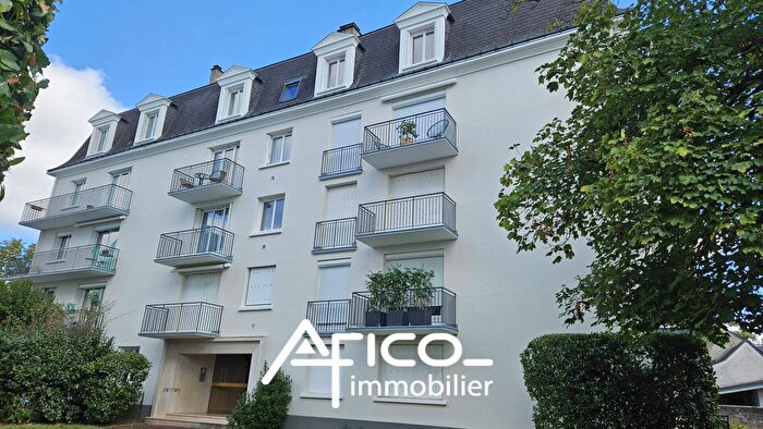 Appartement à louer - Collectif, Saint-Cyr-sur-Loire - 2 pièces - 1 chambre