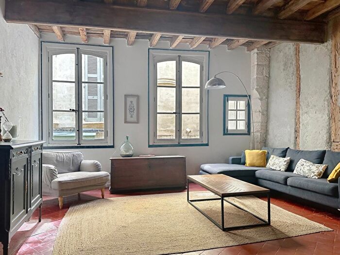 Avignon, Palais des Papes, Zone Piétonne : Appartement 4 pièces à vendre