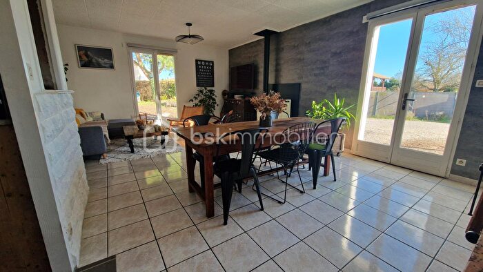 Maison à vendre - Saint-Geours-de-Maremne - 5 pièces - 4 chambres