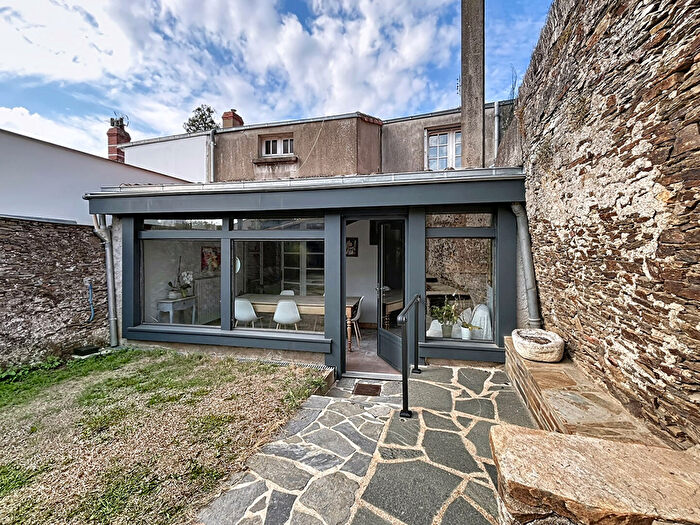 Le Loroux-Bottereau - Maison 8 pièces à vendre