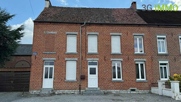 Maison à vendre - Solre-le-Château - 6 pièces - 4 chambres