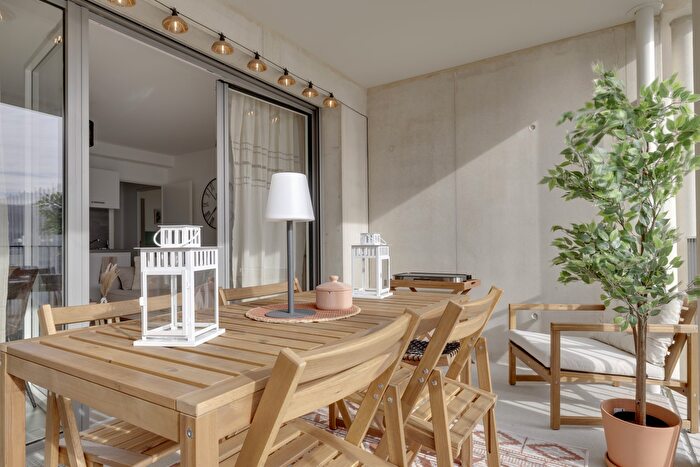 Appartement 4 pièces à Bordeaux, La Bastide, à louer