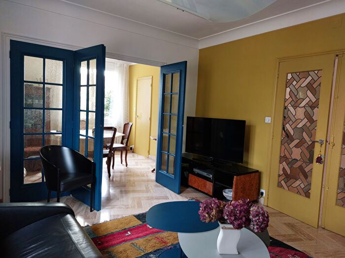 Maison 5 pièces à Savigné-l'Évêque, à vendre