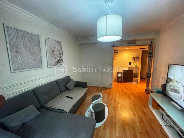 Appartement à vendre - Choisy-le-Roi, Gondoles - 2 pièces - 1 chambre