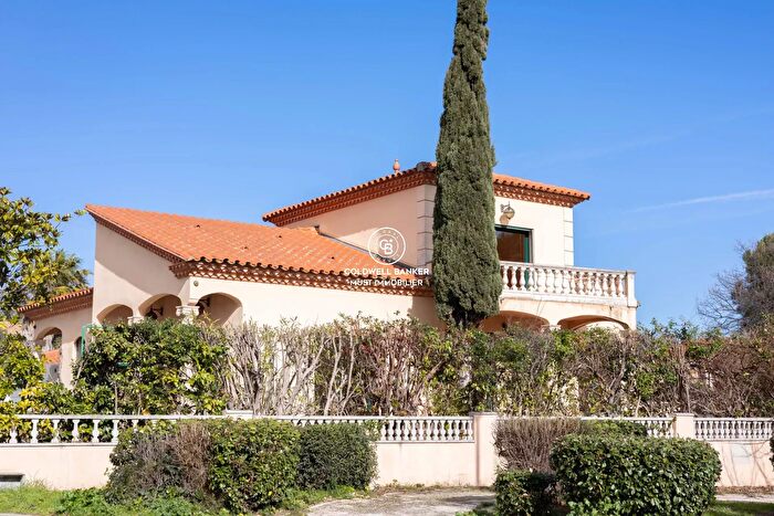 Maison à vendre - Perpignan, Clos-Banet - 5 pièces - 4 chambres