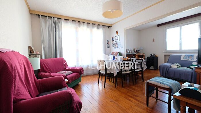 Appartement à vendre - Saint-Étienne, La Terrasse, Bel Air, Bergson, Carnot - 4 pièces - 2 chambres
