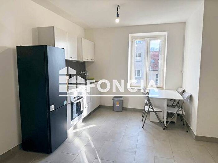 Appartement à louer - Centre Ville, Valserhône - 3 pièces - 2 chambres