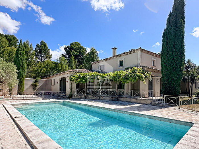 Maison 8 pièces à vendre à Maussane-les-Alpilles