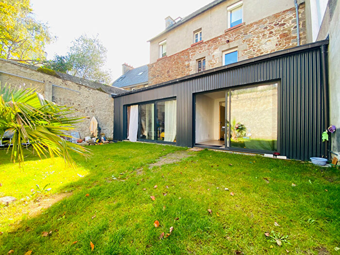 Maison à vendre - Saint-Brieuc, Centre-ville, Saint-Michel, Le Légué, Notre-Dame - 7 pièces - 5 chambres