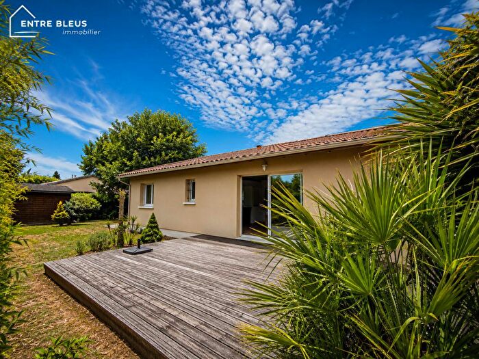 Maison 6 pièces à Hourtin, à vendre