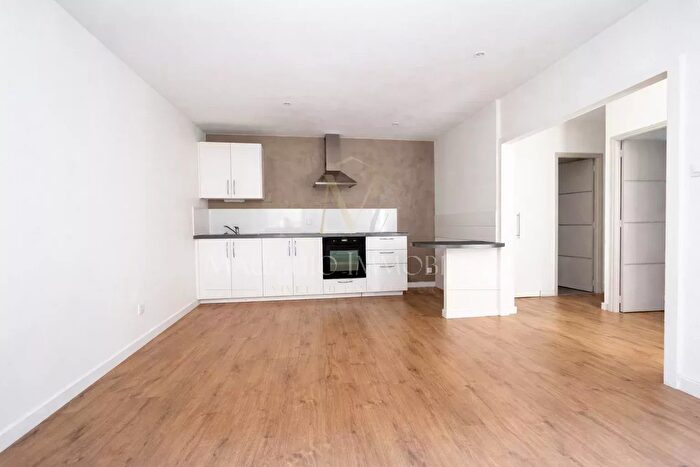 Appartement à vendre - Mauguio, Centre-ville - 2 pièces - 1 chambre