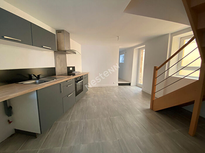 Maison à louer - Locminé - 4 pièces - 3 chambres