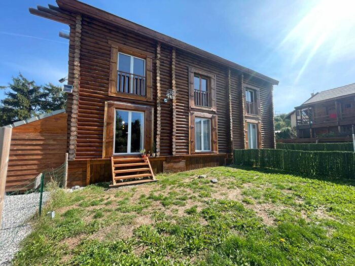 Appartement à vendre - Ancelle - 3 pièces - 2 chambres