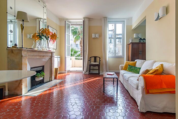 Appartement à vendre - Marseille er , Saint-Charles - 3 pièces - 2 chambres