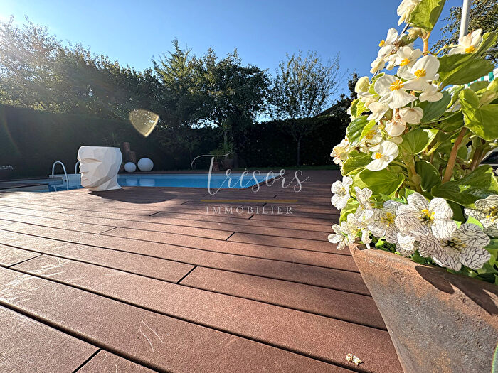 Maison à vendre - Poisy - 8 pièces - 6 chambres