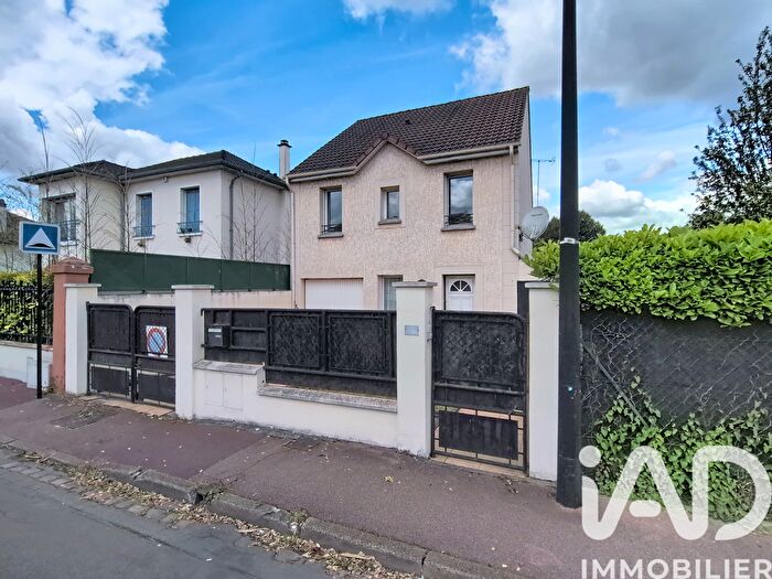Garges-lès-Gonesse, La Lutece - Maison 8 pièces à vendre