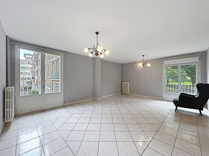 Appartement 5 pièces à vendre à Hérouville-Saint-Clair, Grand Parc, Belles Portes