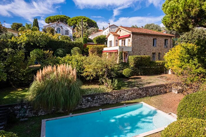 Maison à vendre - Cannes, Petit Juas - 7 pièces - 5 chambres