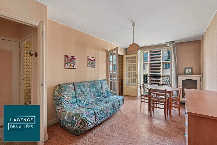 Appartement à vendre - Clichy, Centre-ville - 3 pièces - 2 chambres