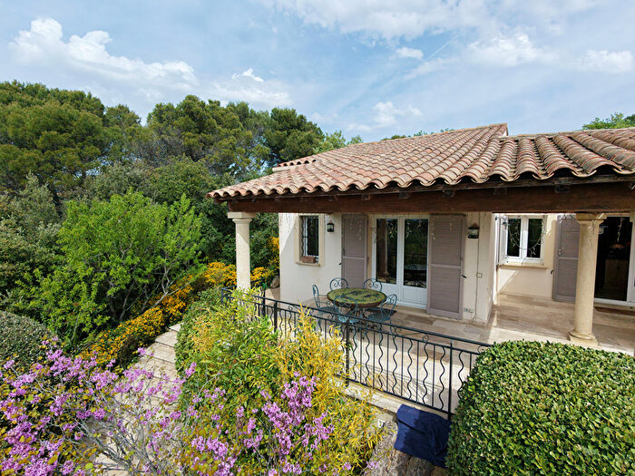 Venasque - Maison 8 pièces à vendre
