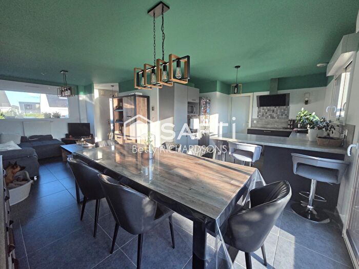 Maison 8 pièces à Avion, République, à vendre