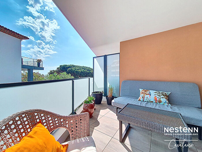 Appartement à vendre - Cavalaire-sur-Mer, Centre-ville - 3 pièces - 2 chambres