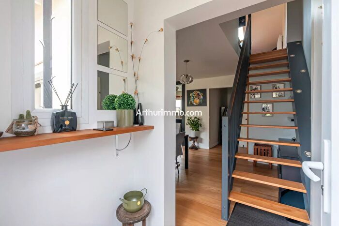 Maison à vendre - Noiseau - 4 pièces - 3 chambres