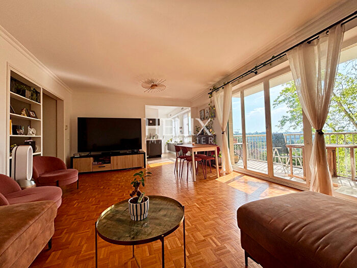 Appartement 4 pièces à vendre - Saint-Germain-en-Laye, Hennemont
