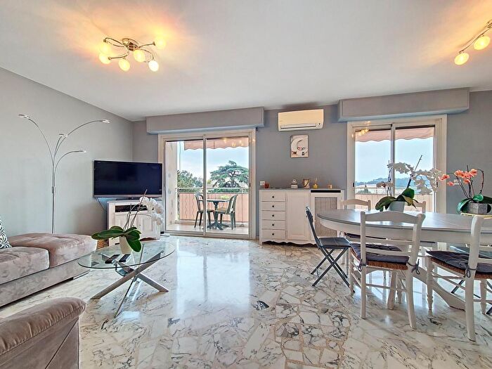 Appartement à vendre - Cannes, Petit Juas - 3 pièces - 2 chambres