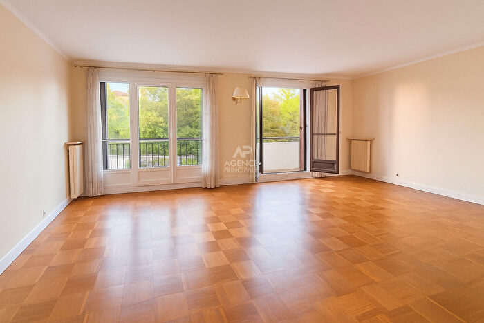 Appartement 4 pièces à Sèvres, Croix-Bosset, Monesse, Brancas, à vendre