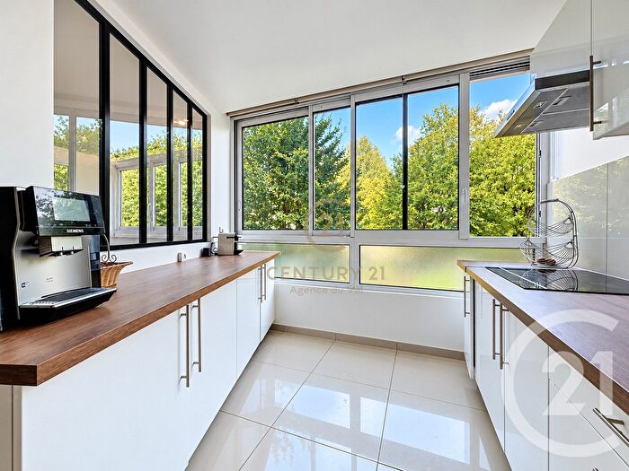Appartement 4 pièces à Champs-sur-Marne, Le Nesles, à vendre