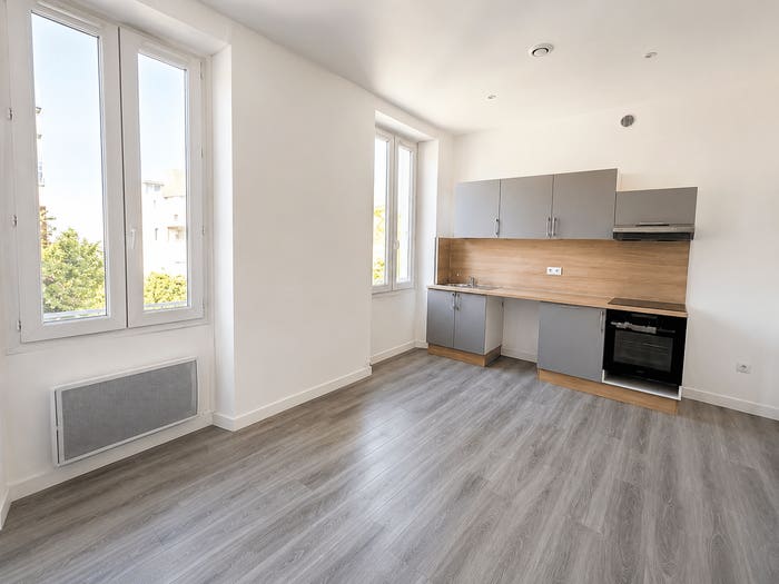 Le Camas, Marseille 5ème arrondissement - Appartement 1 pièce à louer
