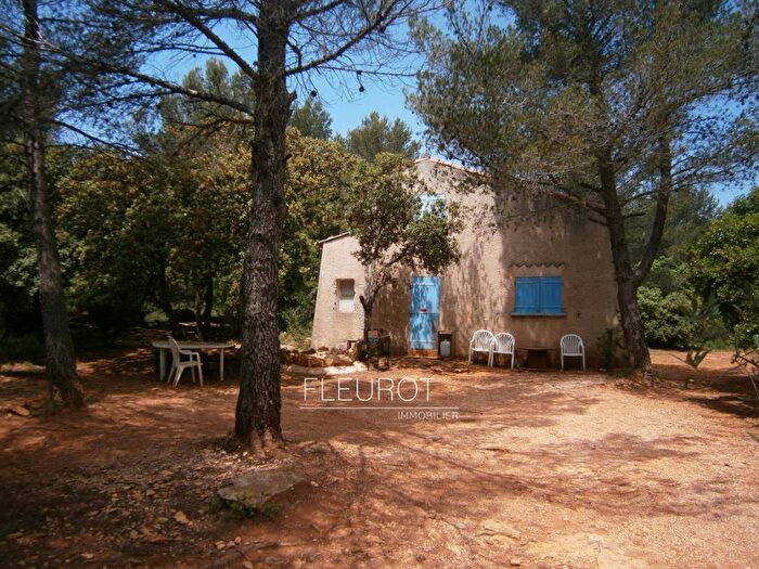 Ceyreste : Maison 2 pièces à louer