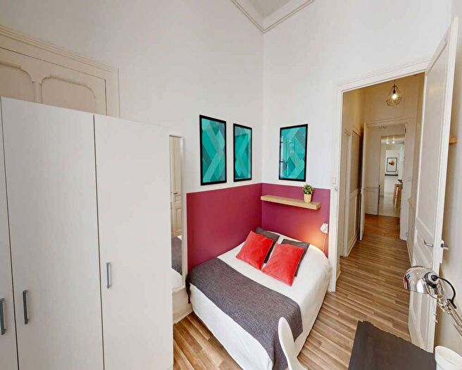 Appartement à louer - Presquîle, Centre ville, Cordeliers, Lyon ème arrondissement - 4 pièces - 4 chambres