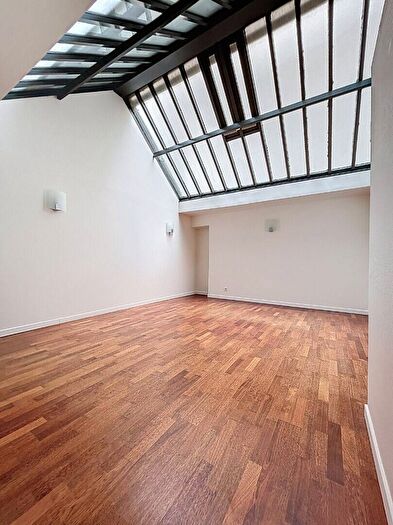 Appartement à louer - Brotteaux, Lyon ème arrondissement - 3 pièces - 2 chambres