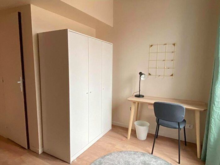 Appartement à louer - Bordeaux Sud - 9 pièces - 8 chambres