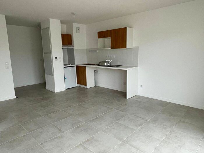 Appartement à louer - Cavailles-Camparian, Cenon - 2 pièces - 1 chambre