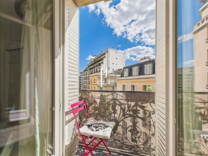 Appartement à vendre - Paris e , Muette-Nord, Trocadéro - 3 pièces - 2 chambres