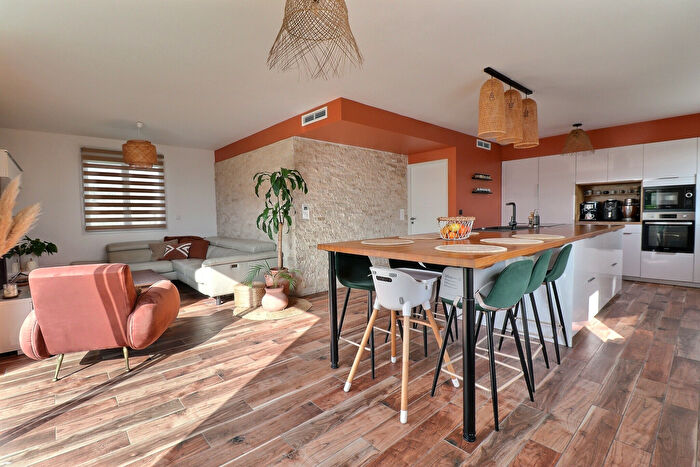 Maison à vendre - Izon - 4 pièces - 3 chambres