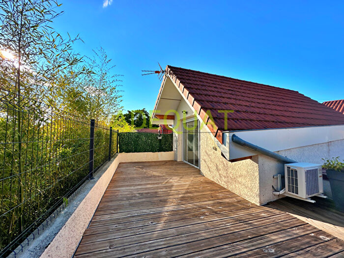 Appartement 1 pièce à louer à Bourgoin-Jallieu, Montbernier, Côteaux