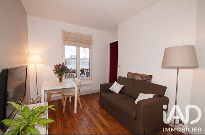Télégraphe-Pelleport Saint Fargeau, Paris 20ème arrondissement - Appartement 2 pièces à louer