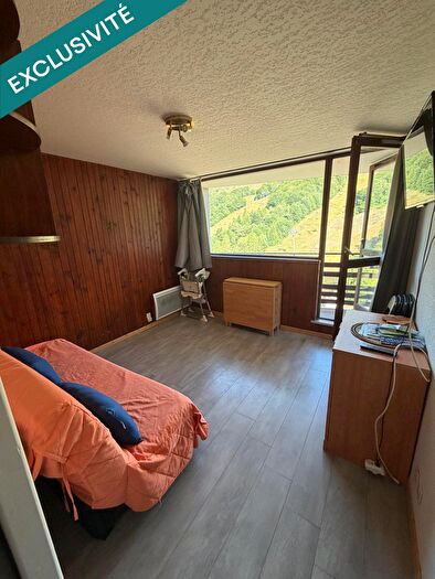 Besse-et-Saint-Anastaise : Appartement 1 pièce à vendre
