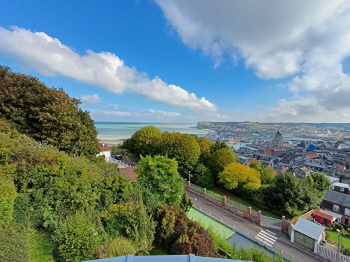 Maison à vendre - Le Tréport - 7 pièces - 4 chambres