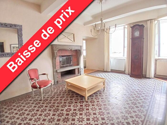 Maison à vendre - Montbrison, Centre-ville - 8 pièces - 5 chambres