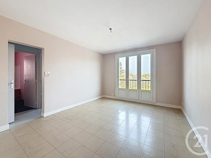 Appartement 2 pièces à vendre à Saint-Julien-les-Villas