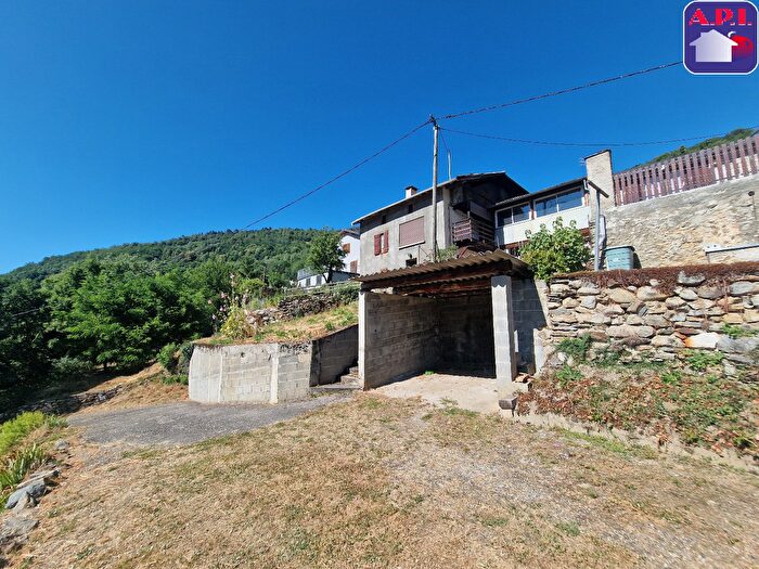 Maison 5 pièces à vendre à Gestiès