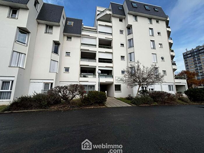 Appartement à vendre - Châtellerault, Centre-ville - 3 pièces - 2 chambres